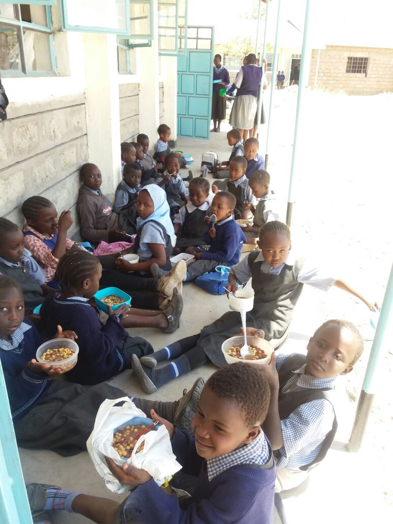 Feeding programme – Amara Trust